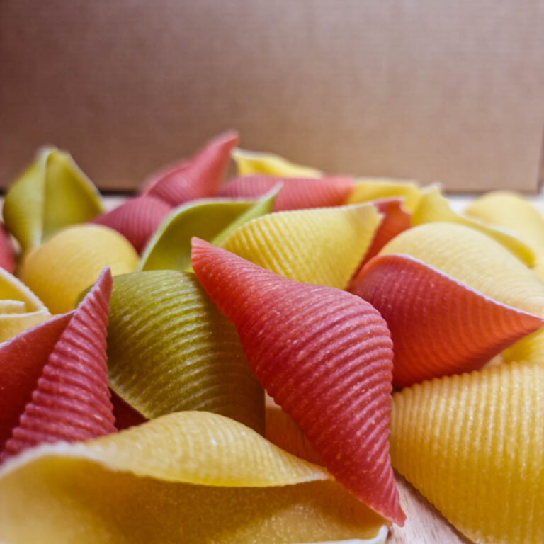 Italijanske testenine Conchiglioni (Školjke) Tre Colori - RawPasta